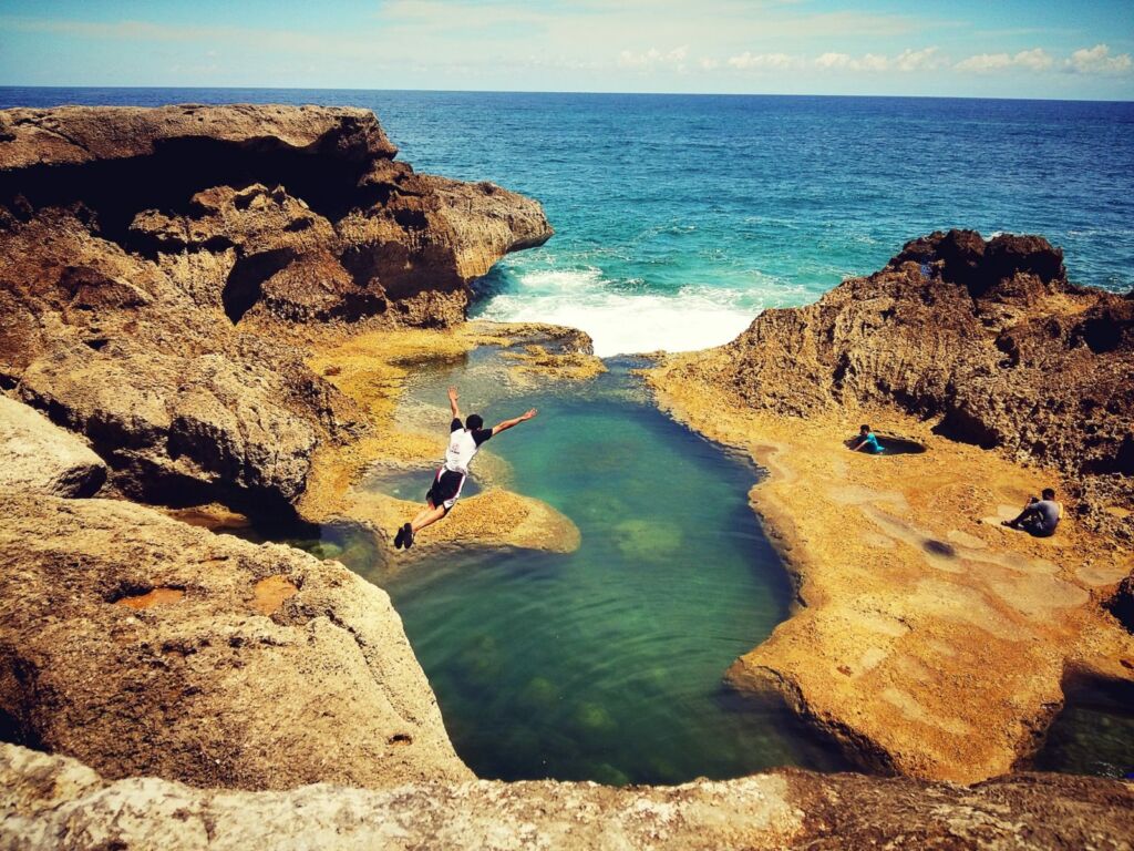 Daftar Rekomendasi Pantai yang Ada di Kota Tulungagung - Catatan Rizka